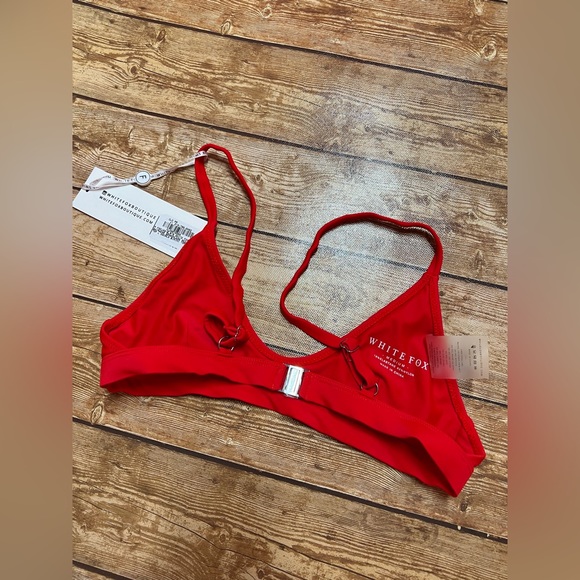 White Fox Boutique | Swim | Nwt White Fox Boutique Lescala Bikini Top ...